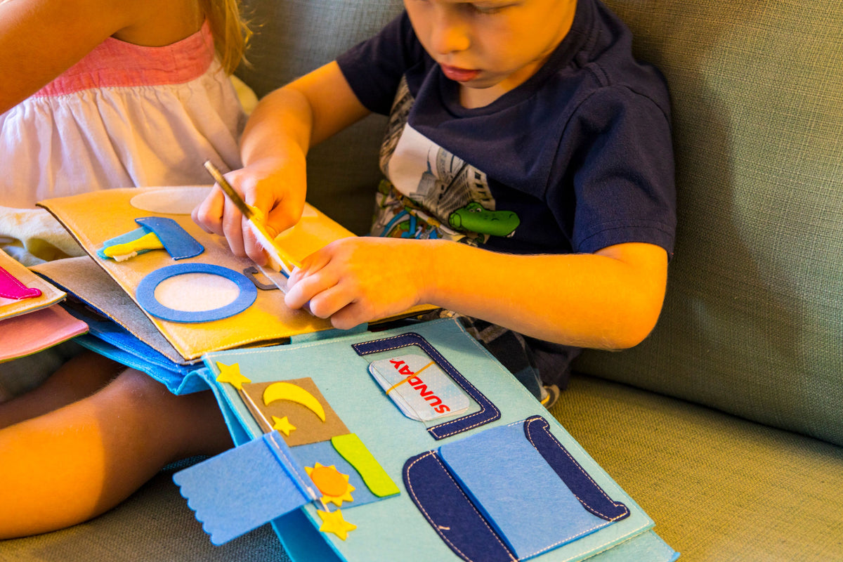 Quiet Books – Play Quietly